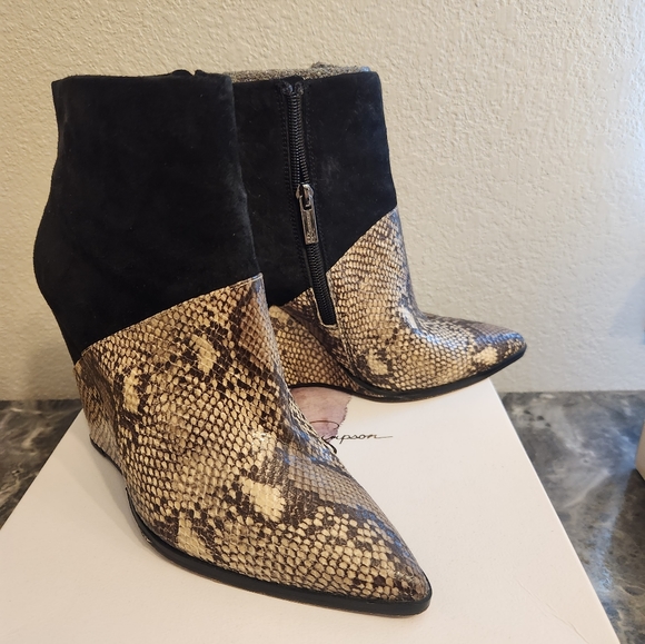 Jessica Simpson | Shoes | Jessica Simpson Ankle Boot | Poshmark